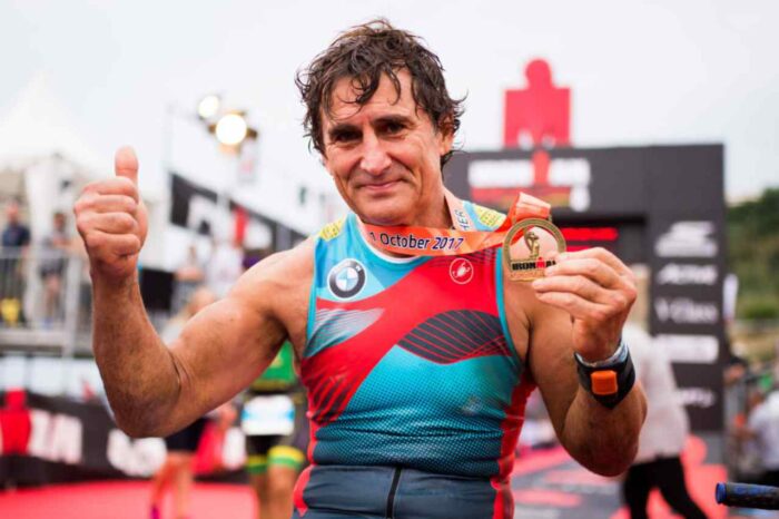 Alex Zanardi, la moglie Daniela Manni omaggia gli atleti