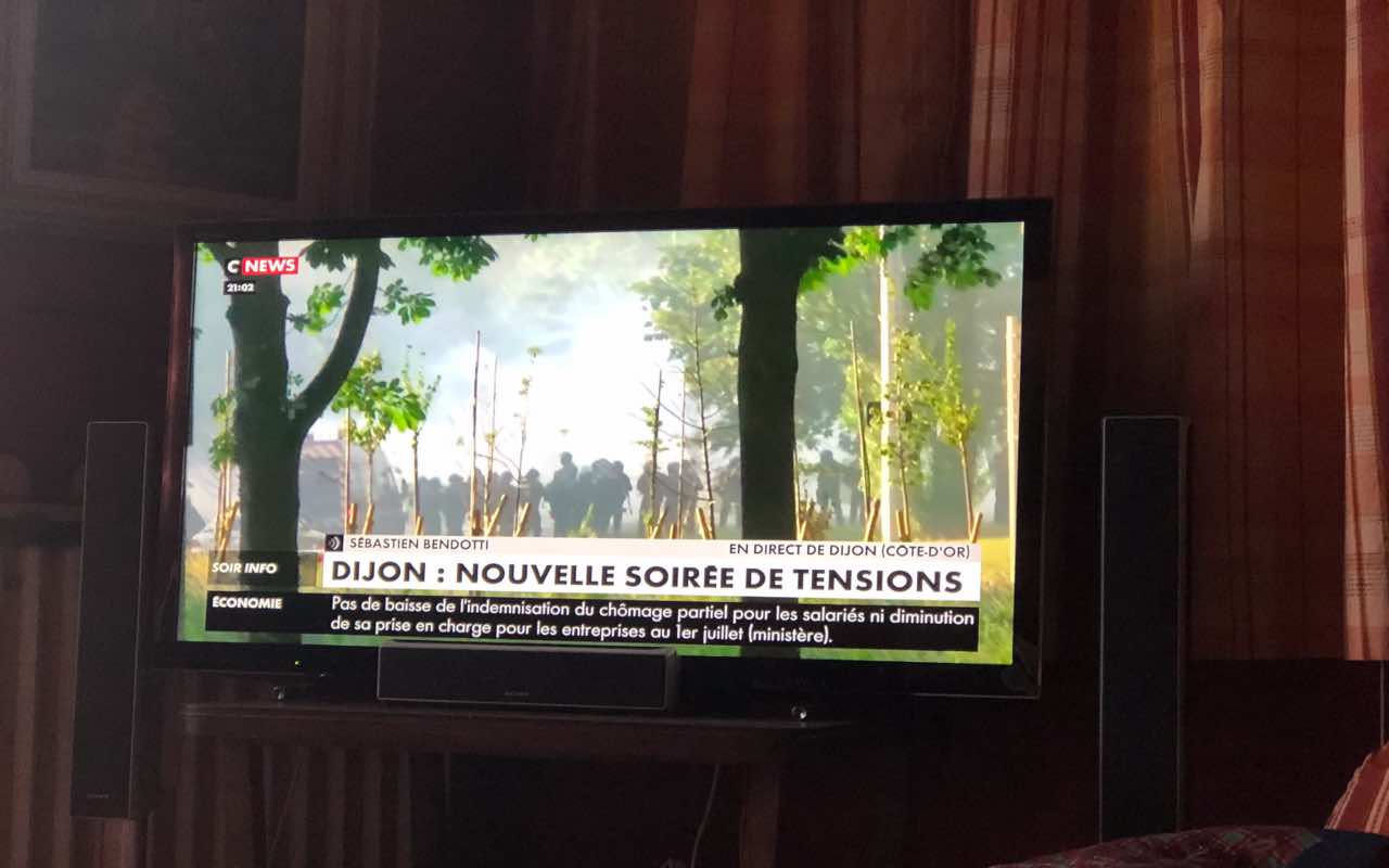 Francia: a Digione scontri tra ceceni e nordafricani Francia: a Digione scontri tra ceceni e nordafricani