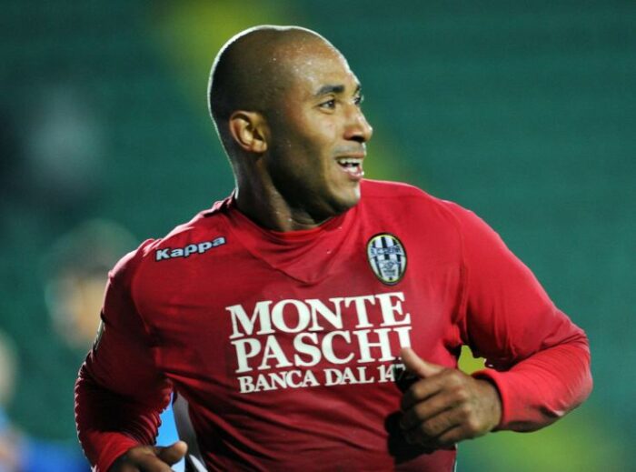 Reginaldo e l'amore con la Canalis: "Ero il suo stallone, mi ha rovinato"