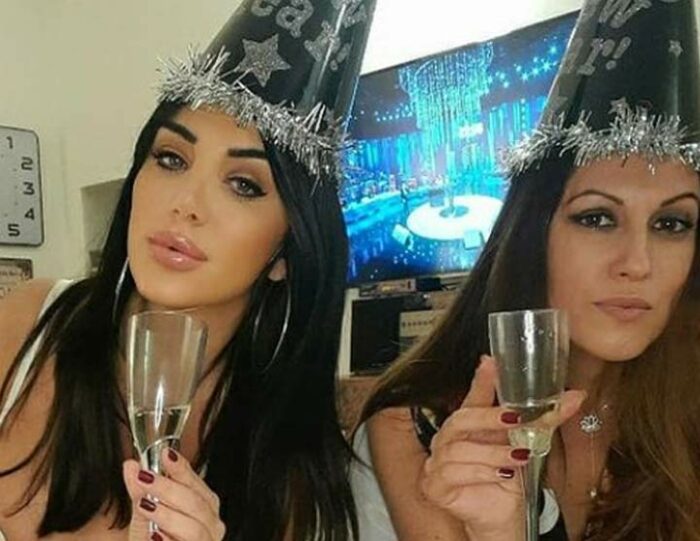 Marika Fruscio festeggia il compleanno "a modo suo" - FOTO