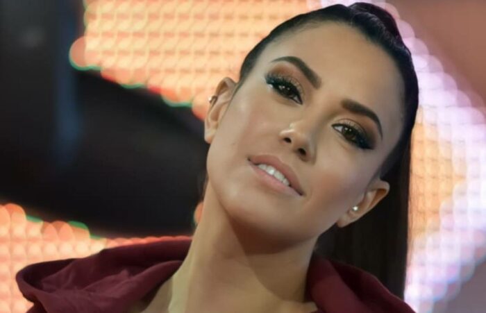 Claudia Ruggeri, parte il countdown: la giacca si apre ed esce tutto - FOTO