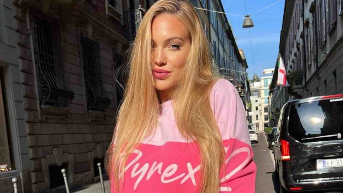 Taylor Mega, i look dell'influencer più discussa: "Quale preferite?"-Video